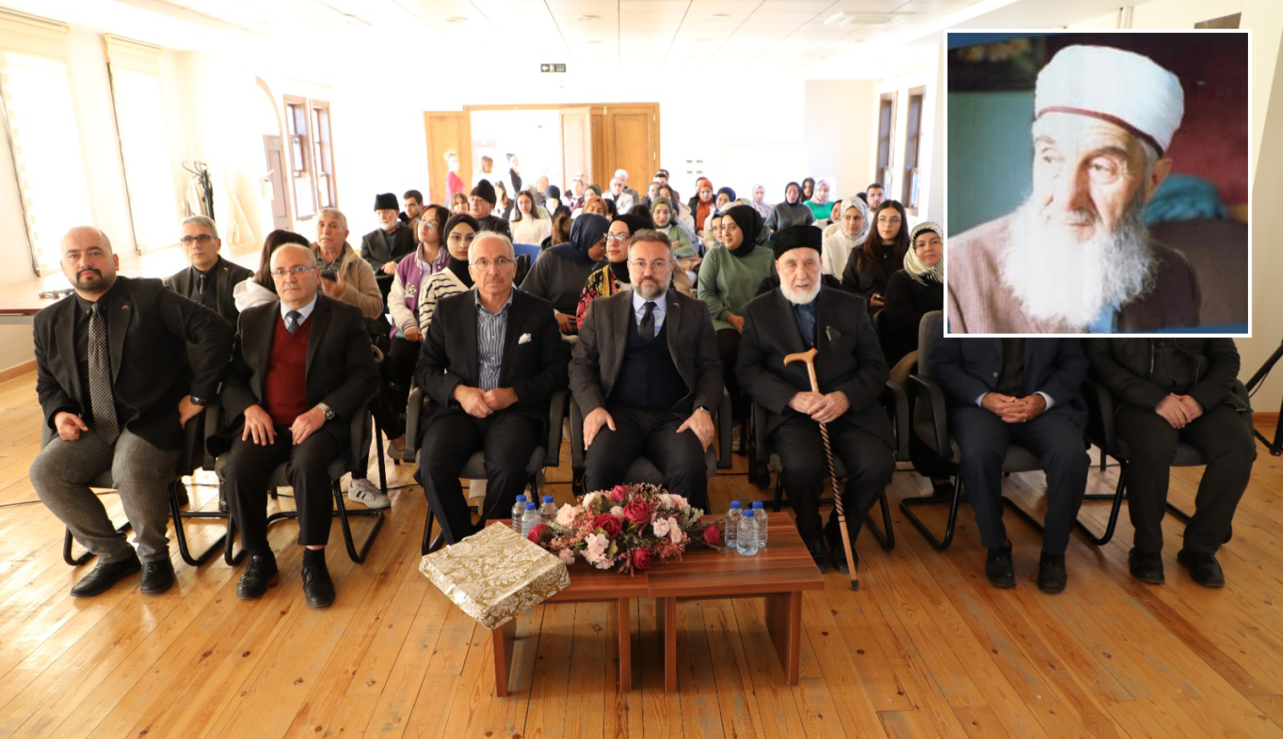 ŞEYHZADE MERHUM AHMET ERGİN'E ÜNİVERSİTEDE VEFA PROĞRAMI